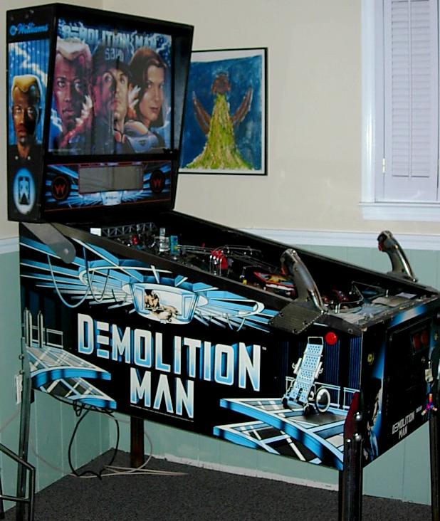 Demolition Man Pinball Machine